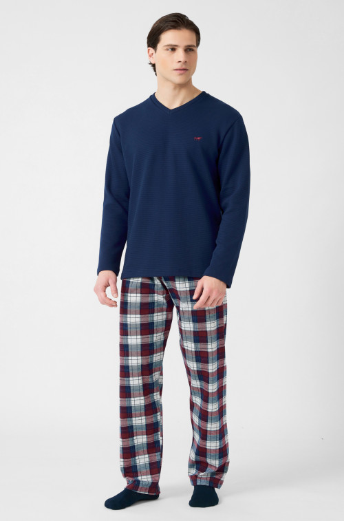 Man - Pyjamas - Winter